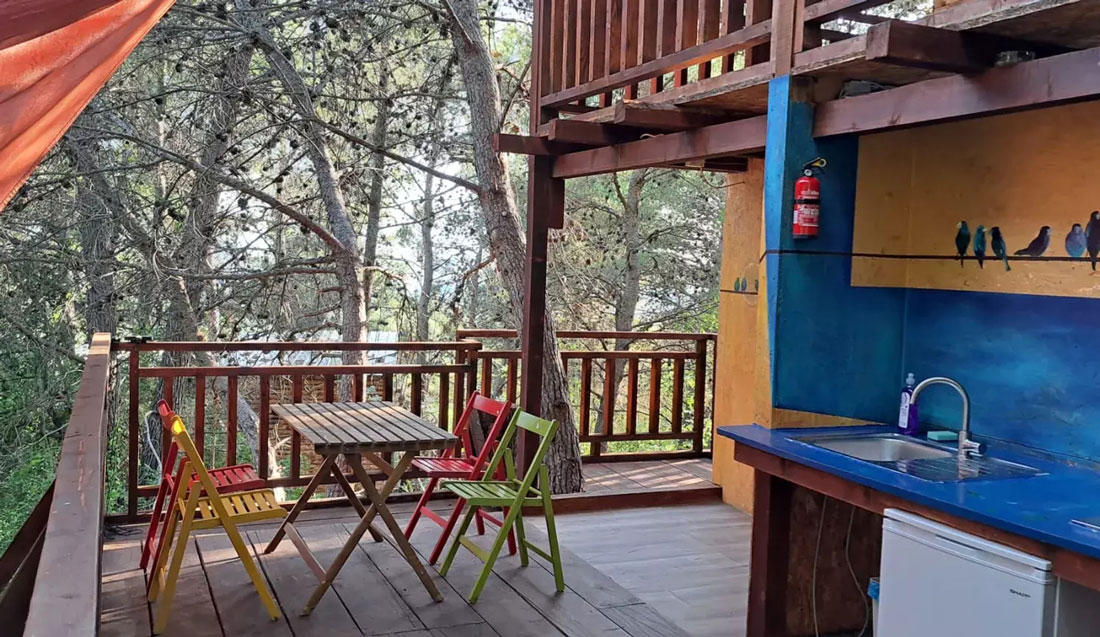 Ljubač je nova ljubav: Glamping smještaj i kućice na drveću - Skitnice.hr